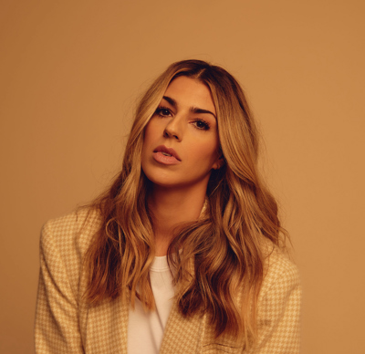 Brooke Ligertwood Songs, Videos and Lyrics | Worship Together